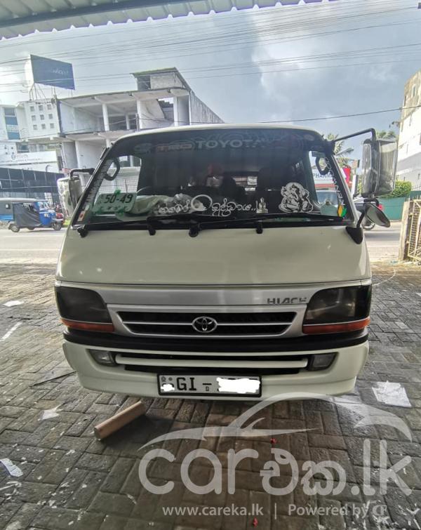 TOYOTA DOLPHIN LH113 2001 | Careka.lk