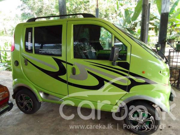 MICRO PRIVILEGE 2004 | Careka.lk