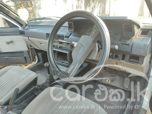 TOYOTA COROLLA AE80 1984 | Careka.lk