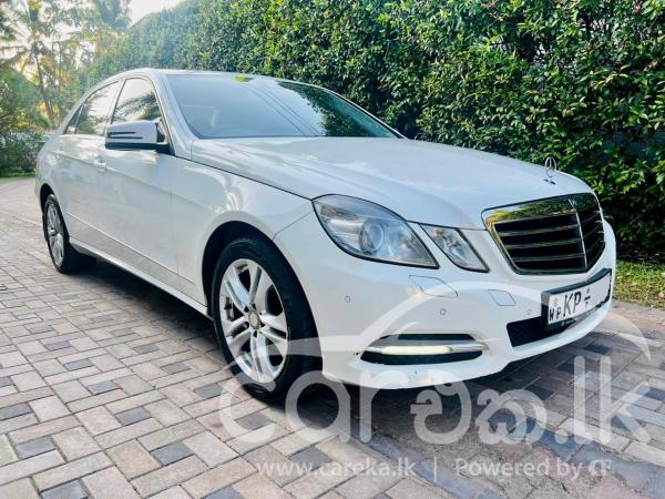 MERCEDES BENZ E300 2011 | Careka.lk