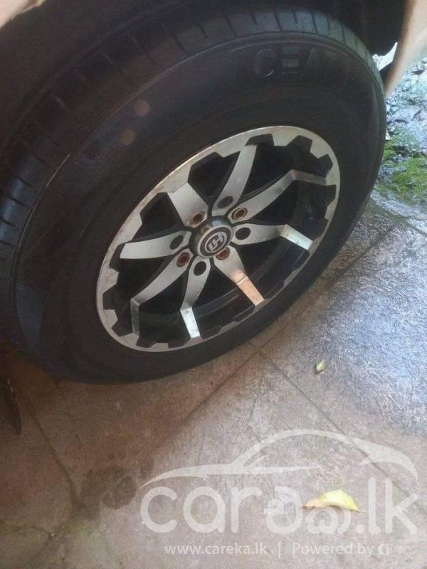 TOYOTA COROLLA AE81 1986 | Careka.lk