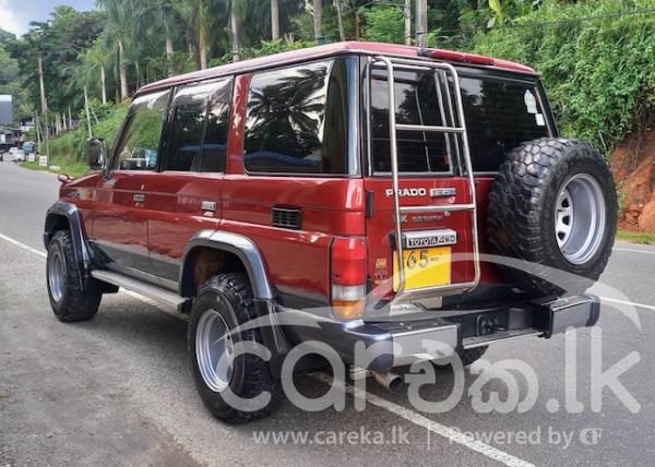 TOYOTA LAND CRUISER 1995 | Careka.lk