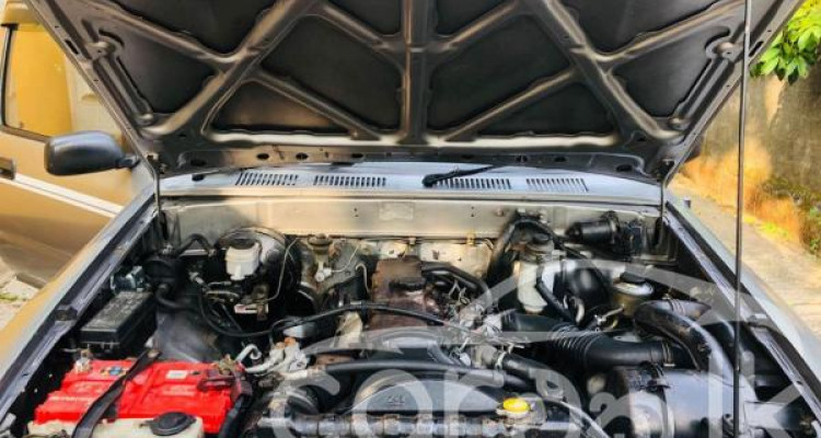 TOYOTA HILUX LN85 1996 | Careka.lk