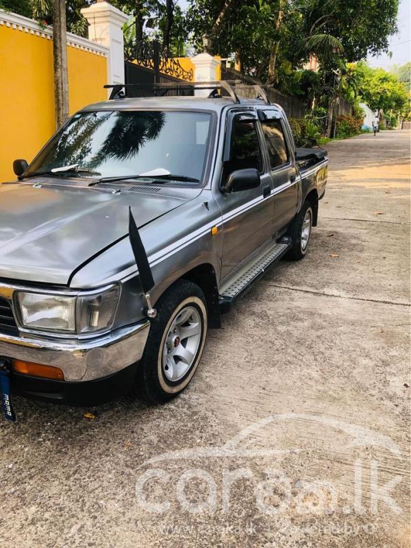 TOYOTA HILUX LN85 1996 | Careka.lk