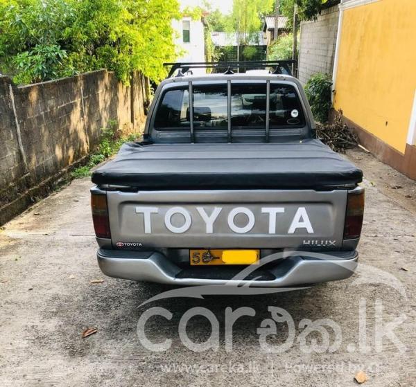 TOYOTA HILUX LN85 1996 | Careka.lk