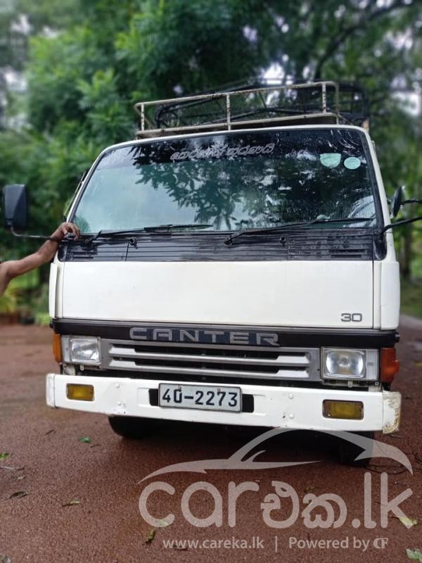 MITSUBISHI CANTER 1984 | Careka.lk