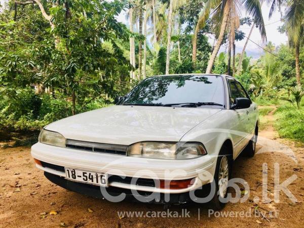 TOYOTA CARINA AT170 1990 | Careka.lk