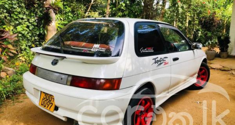 TOYOTA COROLLA II WINDY 1992 | Careka.lk