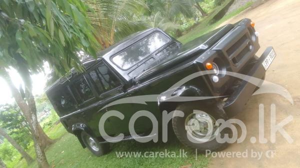 MAHINDRA BOLERO DEFENDER 2011 | Careka.lk