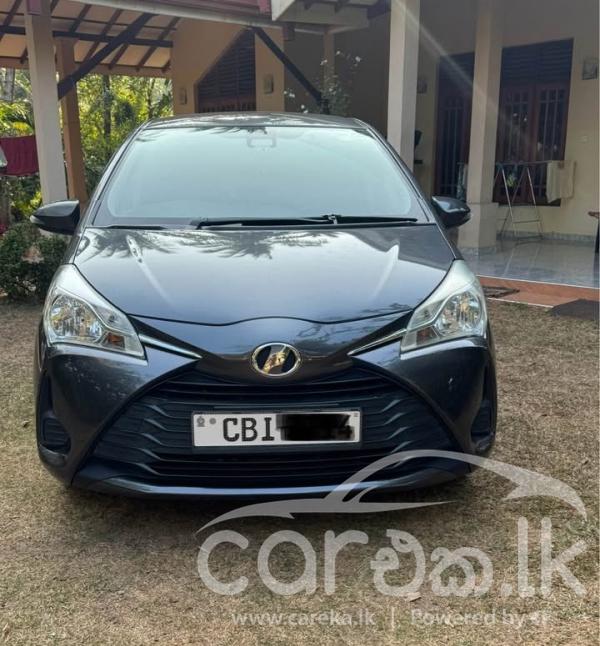 TOYOTA VITZ 2017 | Careka.lk