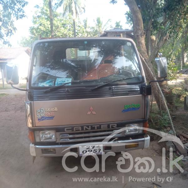 MITSUBISHI CANTER 1979 | Careka.lk