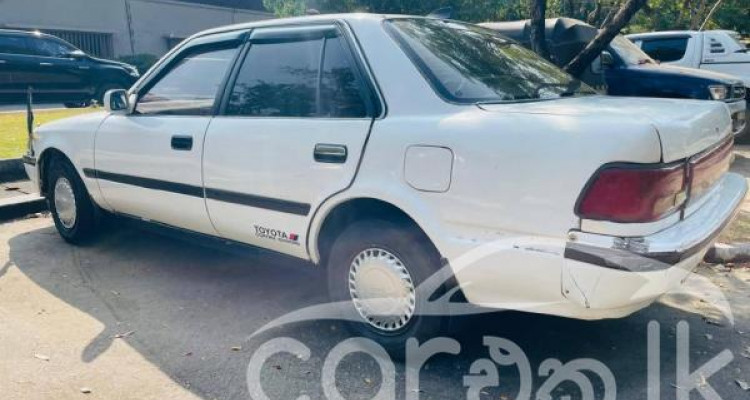 TOYOTA CORONA AT170 1992 | Careka.lk